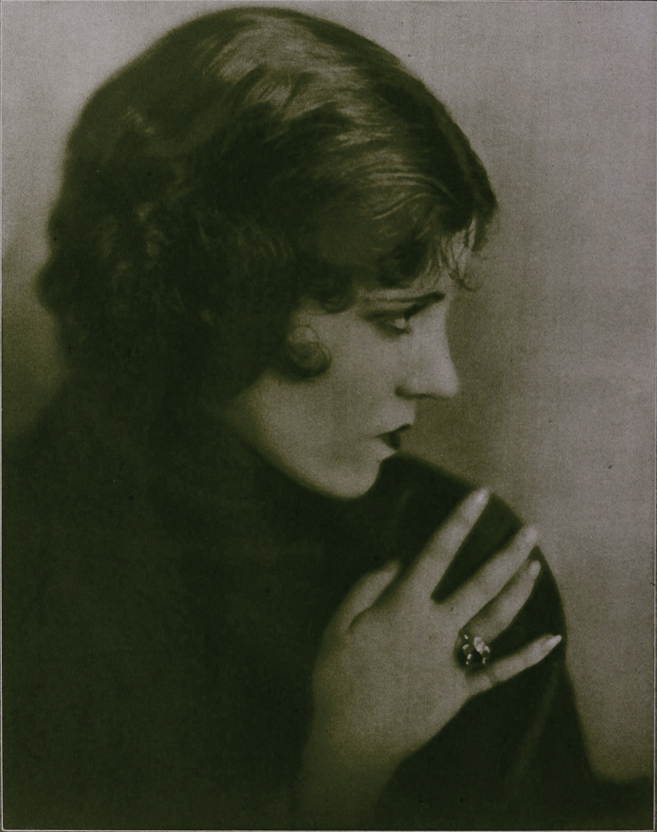 Olive Borden, 1926 – un regard oblique