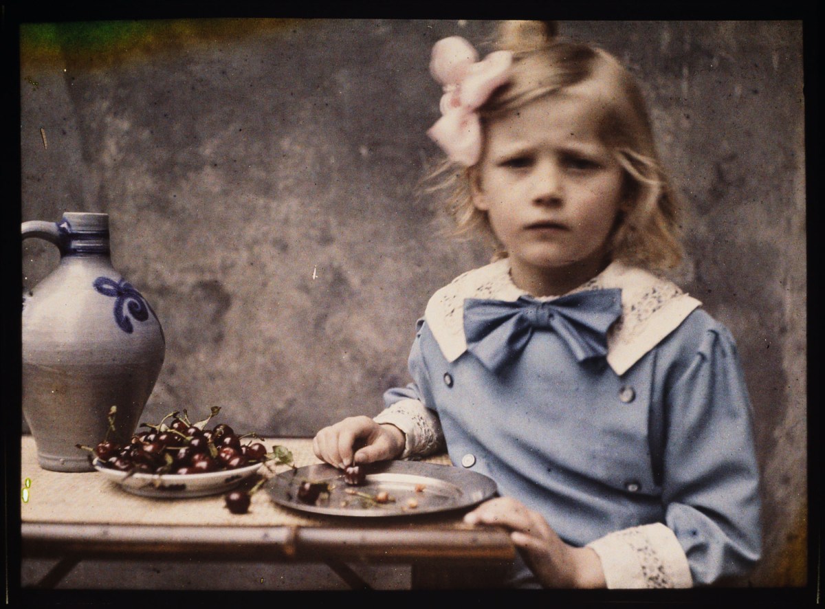 Jan Zeegers’ daughter, 1912 – un regard oblique