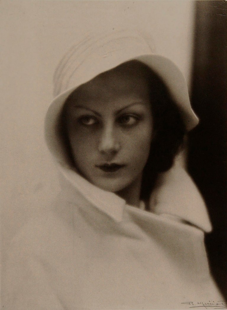 Bruno Miniati · ritratti di donne – un regard oblique